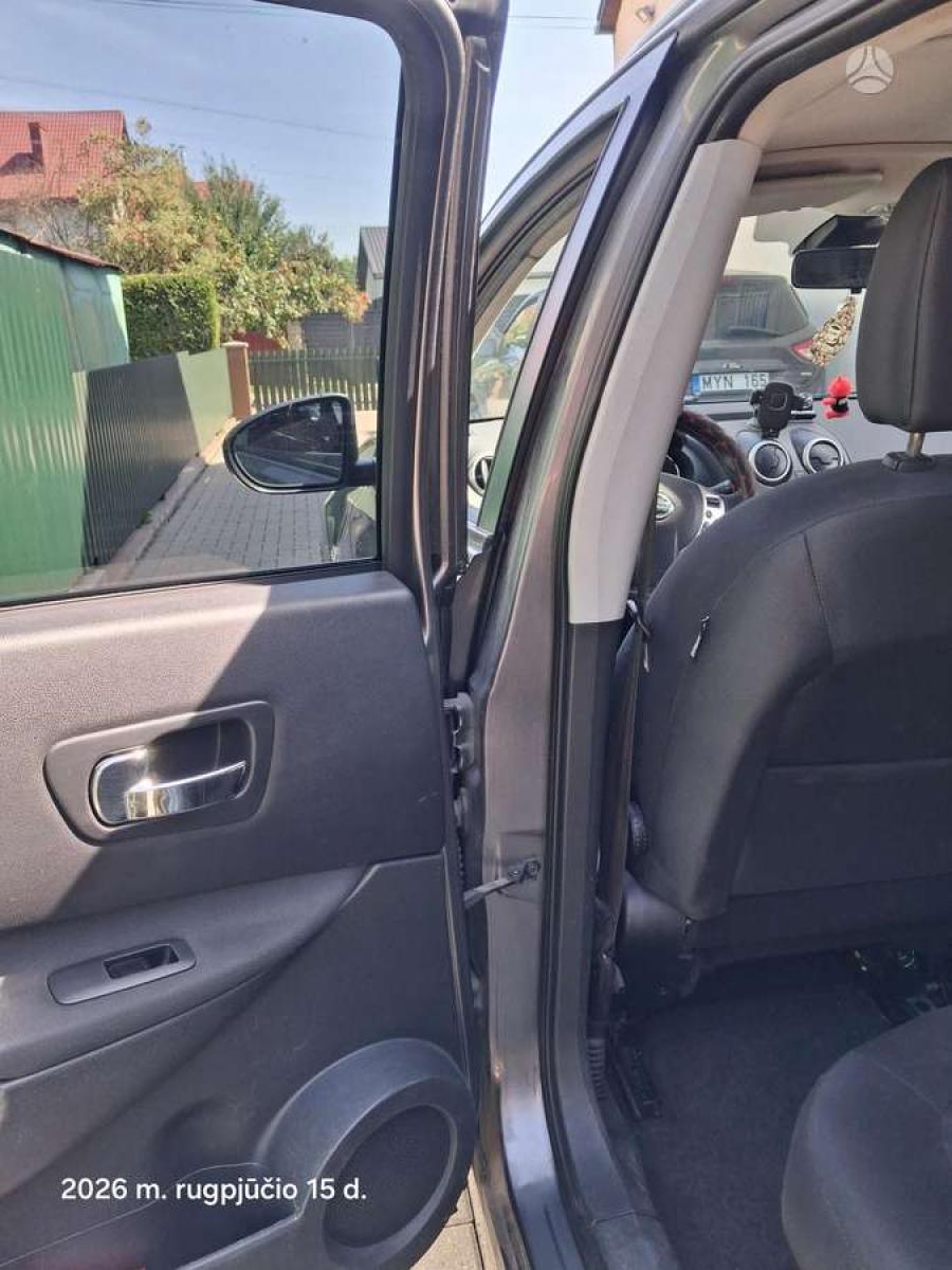 Pelēks Nissan qashqai+2 2012 Kauņa, ar dzinēja tilpumu 1.46 L un nobraukumu 268 tūkst. km par 5500 €, foto 13 vietnē AUTOMOTO.COM.LV