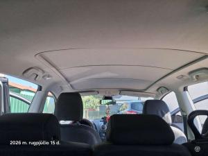 Pelēks Nissan qashqai+2 2012 Kauņa, ar dzinēja tilpumu 1.46 L un nobraukumu 268 tūkst. km par 5500 €, foto 29 vietnē AUTOMOTO.COM.LV