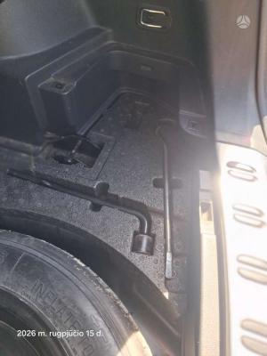Pelēks Nissan qashqai+2 2012 Kauņa, ar dzinēja tilpumu 1.46 L un nobraukumu 268 tūkst. km par 5500 €, foto 33 vietnē AUTOMOTO.COM.LV