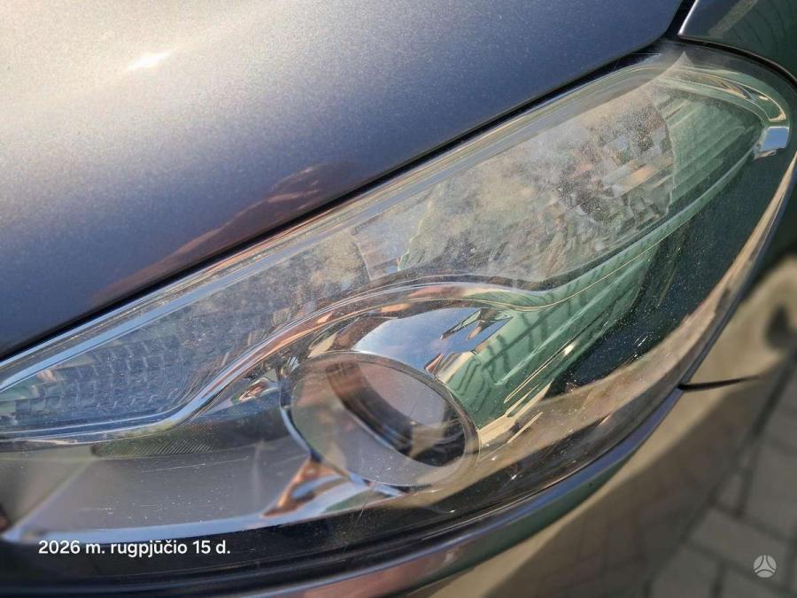 Pelēks Nissan qashqai+2 2012 Kauņa, ar dzinēja tilpumu 1.46 L un nobraukumu 268 tūkst. km par 5500 €, foto 38 vietnē AUTOMOTO.COM.LV
