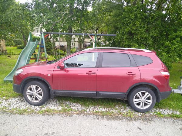 Nissan qashqai+2 2010 Tallina, ar dzinēja tilpumu 2.00 L un nobraukumu 362 tūkst. km par 4000 €, foto 1 vietnē AUTOMOTO.COM.LV