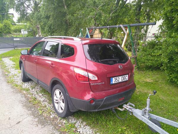Nissan qashqai+2 2010 Tallina, ar dzinēja tilpumu 2.00 L un nobraukumu 362 tūkst. km par 4000 €, foto 2 vietnē AUTOMOTO.COM.LV