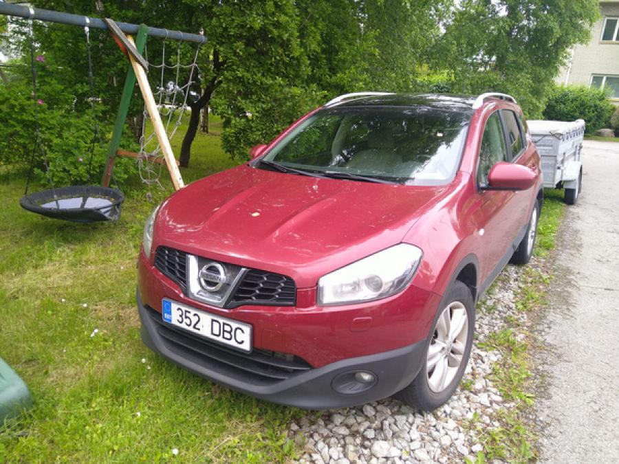 Nissan qashqai+2 2010 Tallina, ar dzinēja tilpumu 2.00 L un nobraukumu 362 tūkst. km par 4000 €, foto 4 vietnē AUTOMOTO.COM.LV