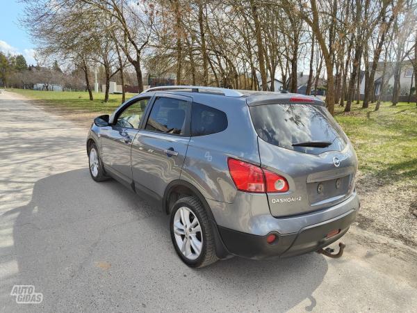 Nissan qashqai+2 2009 in Kaunas, with an engine capacity of 1.50 L and mileage of 278 thousand km for 2950 €, photo 2 on AUTOMOTO.COM.LV