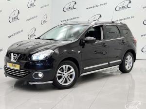 Sarkans Nissan qashqai+2 2011 Viļņa, ar dzinēja tilpumu 2.00 L un nobraukumu 179 tūkst. km par 5299 €, foto  vietnē AUTOMOTO.COM.LV