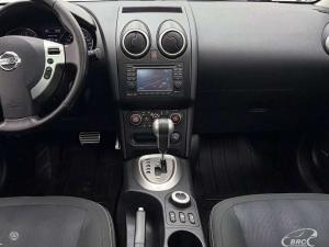 Sarkans Nissan qashqai+2 2011 Viļņa, ar dzinēja tilpumu 2.00 L un nobraukumu 179 tūkst. km par 5299 €, foto 17 vietnē AUTOMOTO.COM.LV