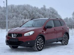 Sarkans Nissan qashqai+2 2013 Tauragė, ar dzinēja tilpumu 1.60 L un nobraukumu 311 tūkst. km par 5500 €, foto  vietnē AUTOMOTO.COM.LV