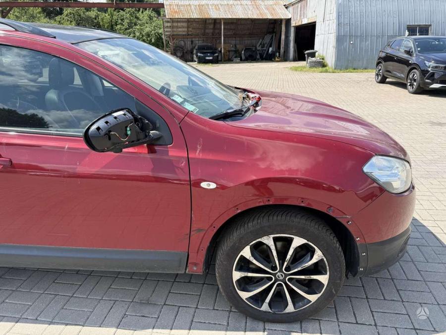 Sarkans Nissan qashqai+2 2013 Kauņa, ar dzinēja tilpumu 1.60 L un nobraukumu 220 tūkst. km par 3800 €, foto 6 vietnē AUTOMOTO.COM.LV
