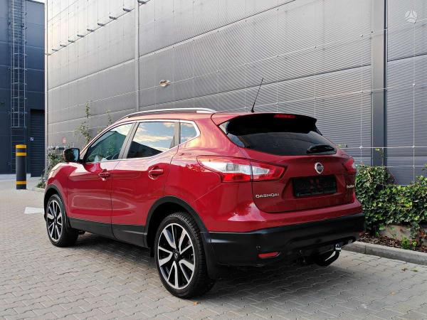 Sarkans Nissan qashqai+2 2016 Klaipėda, ar dzinēja tilpumu 1.60 L un nobraukumu 174 tūkst. km par 8500 €, foto 8 vietnē AUTOMOTO.COM.LV
