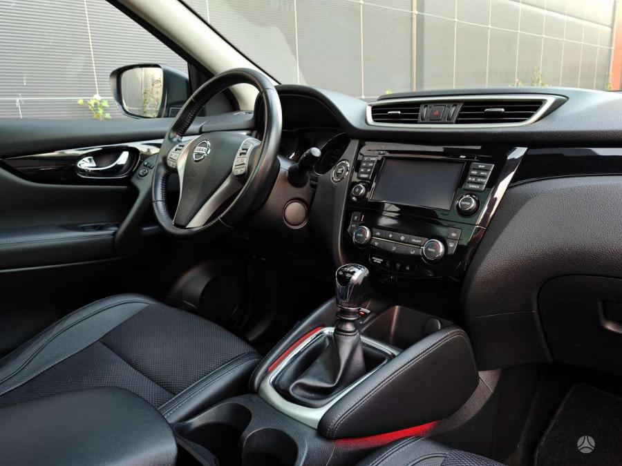 Sarkans Nissan qashqai+2 2016 Klaipėda, ar dzinēja tilpumu 1.60 L un nobraukumu 174 tūkst. km par 8500 €, foto 35 vietnē AUTOMOTO.COM.LV