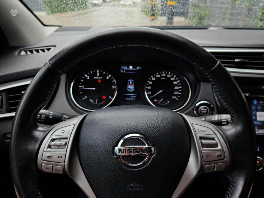 Sarkans Nissan qashqai+2 2016 Klaipėda, ar dzinēja tilpumu 1.60 L un nobraukumu 174 tūkst. km par 8500 €, foto 48 vietnē AUTOMOTO.COM.LV