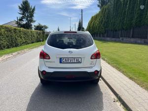 White Nissan qashqai+2 2009 in Vilnius, with an engine capacity of 2.00 L and mileage of 250 thousand km for 3499 €, photo 5 on AUTOMOTO.COM.LV