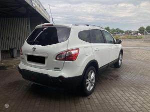 White Nissan qashqai+2 2010 in Marijampole, with an engine capacity of 1.46 L and mileage of 247 thousand km for 4150 €, photo 7 on AUTOMOTO.COM.LV