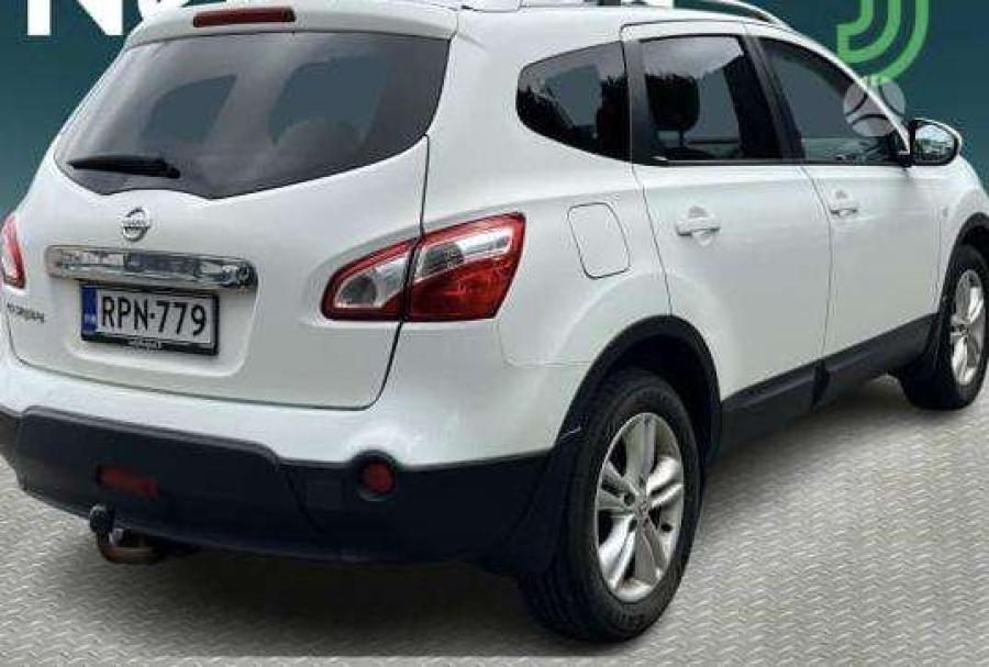White Nissan qashqai+2 2010 in Marijampole, with an engine capacity of 1.60 L and mileage of 265 thousand km for 3700 €, photo 1 on AUTOMOTO.COM.LV