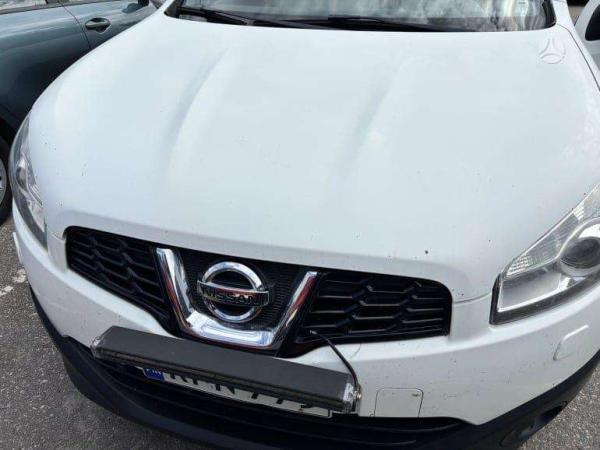 White Nissan qashqai+2 2010 in Marijampole, with an engine capacity of 1.60 L and mileage of 265 thousand km for 3700 €, photo 2 on AUTOMOTO.COM.LV