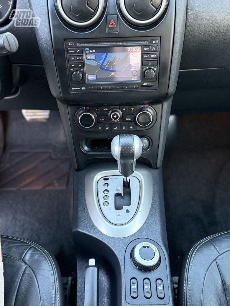 White Nissan qashqai+2 2011 in Vilnius, with an engine capacity of 2.00 L and mileage of 233 thousand km for 4999 €, photo 19 on AUTOMOTO.COM.LV