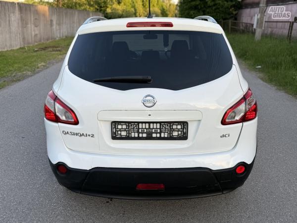 White Nissan qashqai+2 2011 in Vilnius, with an engine capacity of 2.00 L and mileage of 233 thousand km for 4999 €, photo 10 on AUTOMOTO.COM.LV