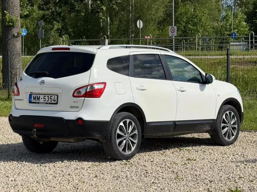 Balts Nissan qashqai+2 2011 Jelgava, ar dzinēja tilpumu 2.00 L un nobraukumu 273 tūkst. km par 5750 €, foto 6 vietnē AUTOMOTO.COM.LV