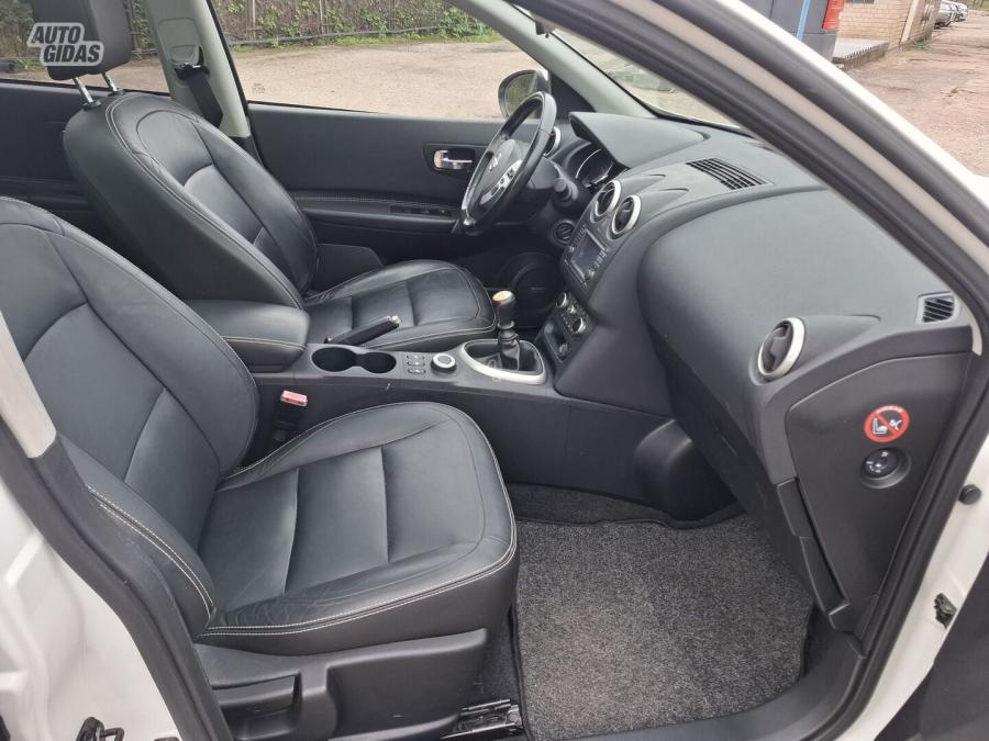 Balts Nissan qashqai+2 2012 Prienai, ar dzinēja tilpumu 2.00 L un nobraukumu 190 tūkst. km par 4600 €, foto 19 vietnē AUTOMOTO.COM.LV