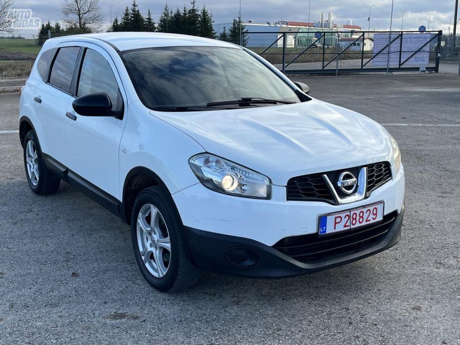 White Nissan qashqai+2 2013 in Marijampole, with an engine capacity of 1.50 L and mileage of 225 thousand km for 5250 €, photo 2 on AUTOMOTO.COM.LV