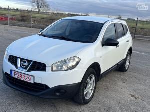 White Nissan qashqai+2 2013 in Marijampole, with an engine capacity of 1.50 L and mileage of 225 thousand km for 5250 €, photo 3 on AUTOMOTO.COM.LV