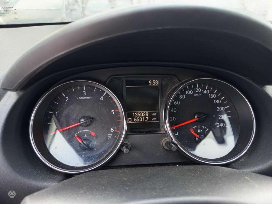 Balts Nissan qashqai+2 2013 Marijampole, ar dzinēja tilpumu 1.46 L un nobraukumu 135 tūkst. km par 5400 €, foto 22 vietnē AUTOMOTO.COM.LV