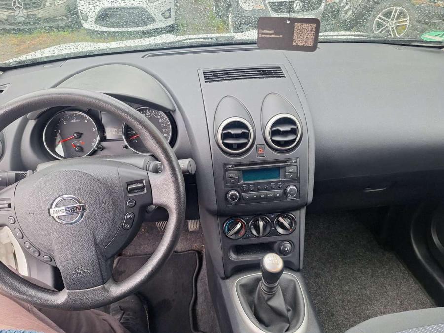 Balts Nissan qashqai+2 2013 Marijampole, ar dzinēja tilpumu 1.46 L un nobraukumu 135 tūkst. km par 6500 €, foto 20 vietnē AUTOMOTO.COM.LV