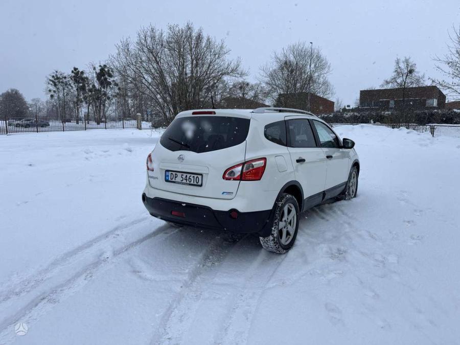 Balts Nissan qashqai+2 2014 Kauņa, ar dzinēja tilpumu 1.60 L un nobraukumu 245 tūkst. km par 4850 €, foto 5 vietnē AUTOMOTO.COM.LV