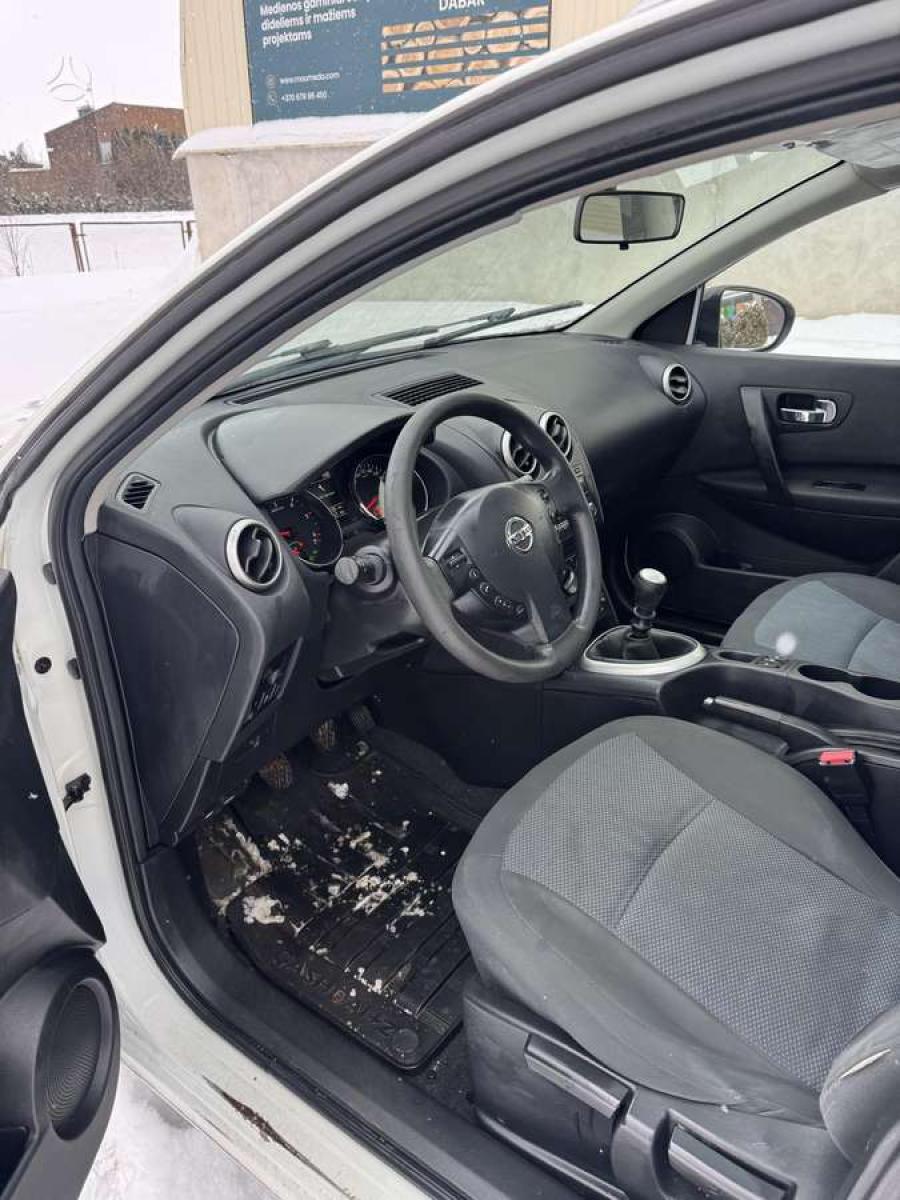 Balts Nissan qashqai+2 2014 Kauņa, ar dzinēja tilpumu 1.60 L un nobraukumu 245 tūkst. km par 4850 €, foto 12 vietnē AUTOMOTO.COM.LV
