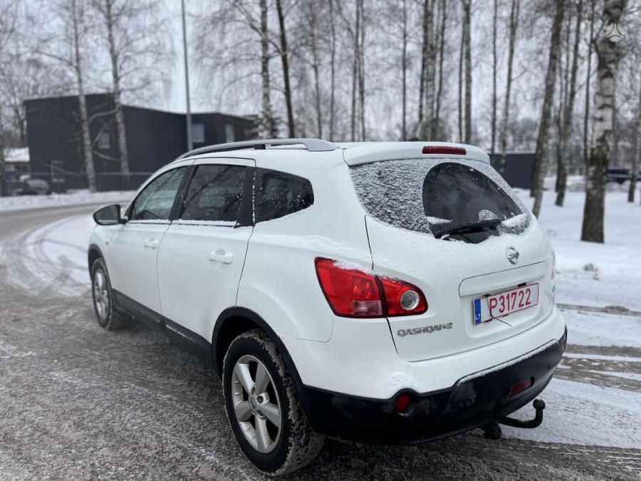 Balts Nissan qashqai+2 2009 Marijampole, ar dzinēja tilpumu 1.50 L un nobraukumu 300 tūkst. km par 3650 €, foto 4 vietnē AUTOMOTO.COM.LV