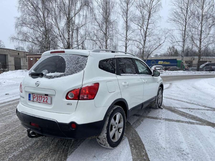 Balts Nissan qashqai+2 2009 Marijampole, ar dzinēja tilpumu 1.50 L un nobraukumu 300 tūkst. km par 3650 €, foto 6 vietnē AUTOMOTO.COM.LV