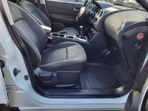 White Nissan qashqai+2 2010 in Vilnius, with an engine capacity of 2.00 L and mileage of 296 thousand km for 3250 €, photo 14 on AUTOMOTO.COM.LV