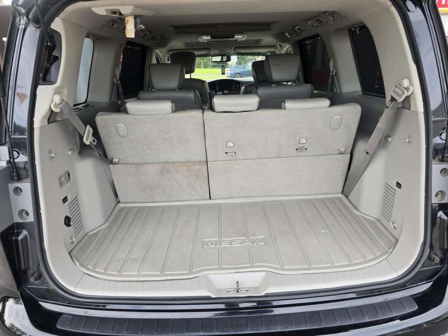 Black Nissan Quest 2012 in Panevezys, with an engine capacity of 3.50 L and mileage of 290 thousand km for 7600 €, photo 16 on AUTOMOTO.COM.LV