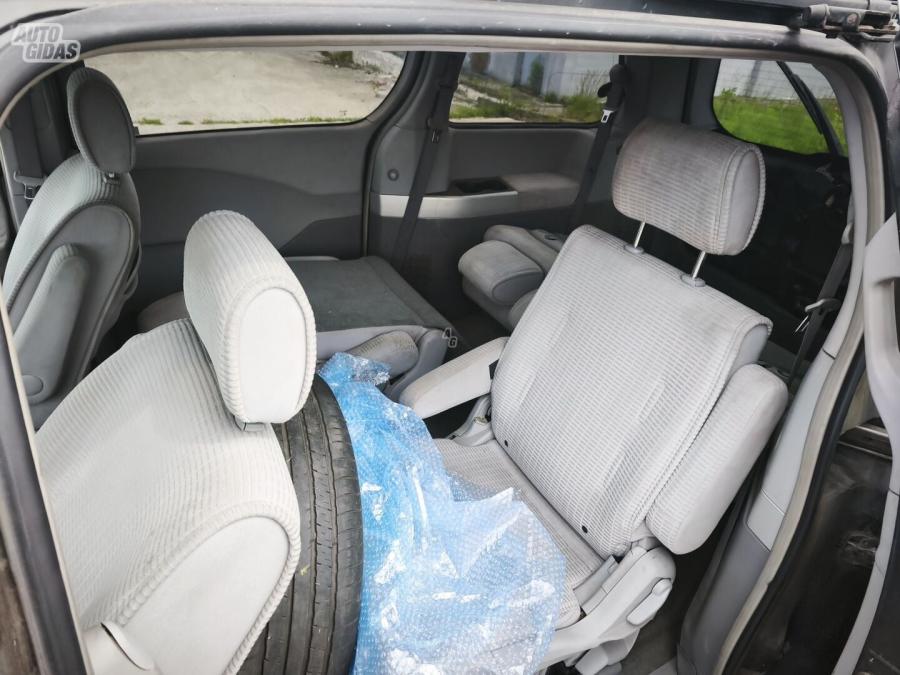 Grey Nissan Quest 2004 in Kaunas, with an engine capacity of 3.50 L and mileage of 265 thousand km for 650 €, photo 9 on AUTOMOTO.COM.LV