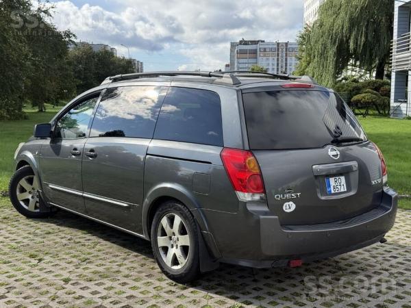 Pelēks Nissan Quest 2004 Rīga, ar dzinēja tilpumu 3.50 L un nobraukumu 121 tūkst. km par 1000 €, foto 4 vietnē AUTOMOTO.COM.LV