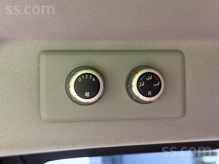 Pelēks Nissan Quest 2004 Rīga, ar dzinēja tilpumu 3.50 L un nobraukumu 121 tūkst. km par 1000 €, foto 18 vietnē AUTOMOTO.COM.LV