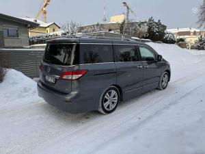 Grey Nissan Quest 2011 in Vilnius, with an engine capacity of 3.50 L and mileage of 150 thousand km for 5200 €, photo 3 on AUTOMOTO.COM.LV