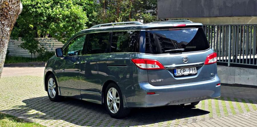 Pelēks Nissan Quest 2011 Viļņa, ar dzinēja tilpumu 3.50 L un nobraukumu 166 tūkst. km par 11500 €, foto 7 vietnē AUTOMOTO.COM.LV