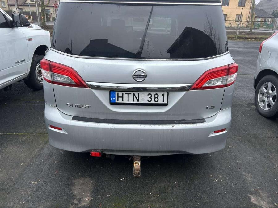 Grey Nissan Quest 2013 in Siauliai, with an engine capacity of 3.50 L and mileage of 180 thousand km for 3500 €, photo 3 on AUTOMOTO.COM.LV