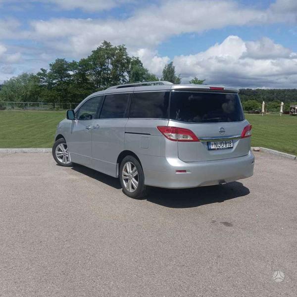 Pelēks Nissan Quest 2014 Kauņa, ar dzinēja tilpumu 3.50 L un nobraukumu 231 tūkst. km par 11900 €, foto 3 vietnē AUTOMOTO.COM.LV