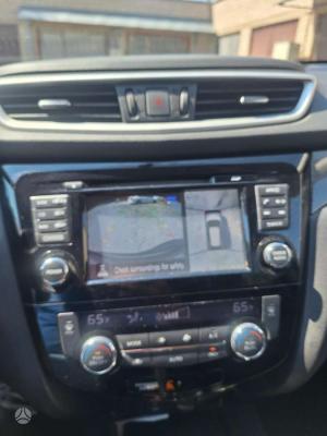 Black Nissan Rogue 2016 in Palanga, with an engine capacity of 2.49 L and mileage of 140 thousand km for 9500 €, photo 14 on AUTOMOTO.COM.LV
