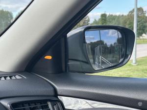 Black Nissan Rogue 2017 in Prienai, with an engine capacity of 2.50 L and mileage of 73 thousand km for 10950 €, photo 16 on AUTOMOTO.COM.LV