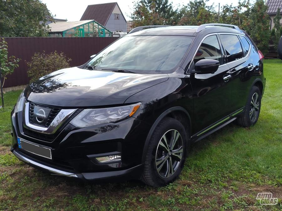 Melns Nissan Rogue 2017 Jonava, ar dzinēja tilpumu 2.50 L un nobraukumu 193 tūkst. km par 10999 €, foto 1 vietnē AUTOMOTO.COM.LV