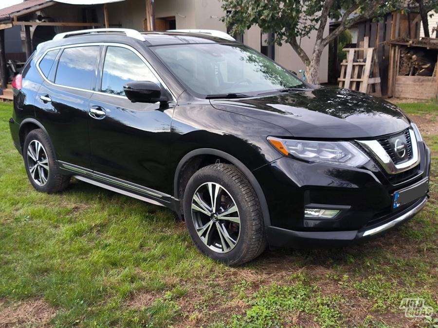 Melns Nissan Rogue 2017 Jonava, ar dzinēja tilpumu 2.50 L un nobraukumu 193 tūkst. km par 10999 €, foto 3 vietnē AUTOMOTO.COM.LV