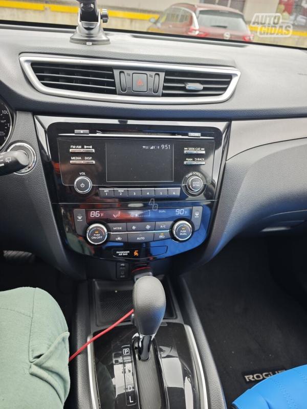 Nissan Rogue 2015 in Kaunas, with an engine capacity of 2.50 L and mileage of 185 thousand km for 10900 €, photo 5 on AUTOMOTO.COM.LV
