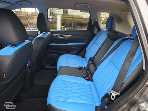 Nissan Rogue 2015 in Kaunas, with an engine capacity of 2.50 L and mileage of 185 thousand km for 10900 €, photo 10 on AUTOMOTO.COM.LV