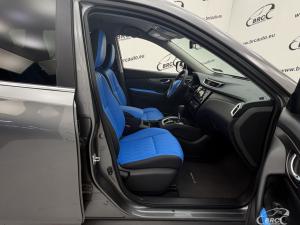 Nissan Rogue 2015 in Vilnius, with an engine capacity of 2.49 L and mileage of 185 thousand km for 10500 €, photo 5 on AUTOMOTO.COM.LV