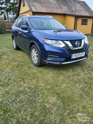 Nissan Rogue 2017 in Panevezys, with an engine capacity of 2.50 L and mileage of 273 thousand km for 6500 €, photo 4 on AUTOMOTO.COM.LV