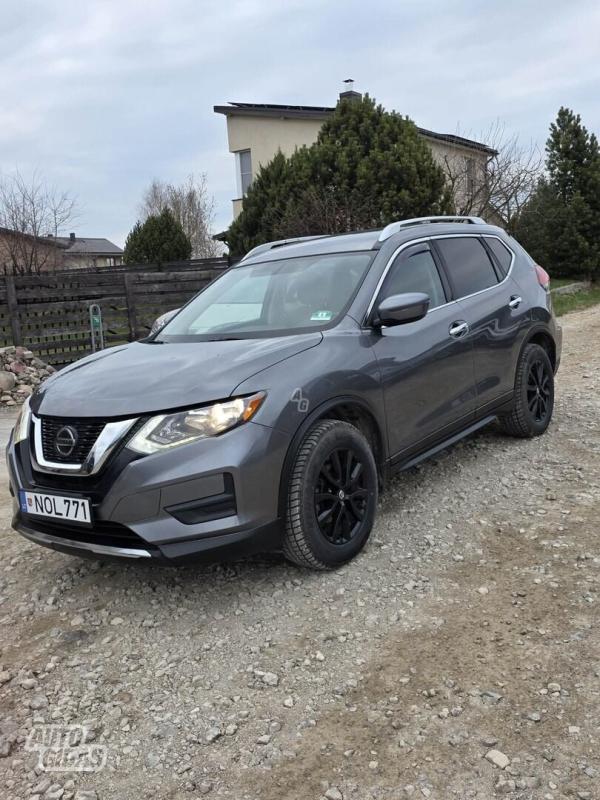 Nissan Rogue 2018 Šauļi, ar dzinēja tilpumu 2.50 L un nobraukumu 142 tūkst. km par 12800 €, foto 1 vietnē AUTOMOTO.COM.LV
