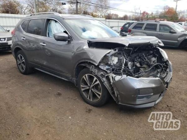 Nissan Rogue 2019 in Klaipeda, with an engine capacity of 2.50 L and mileage of 162 thousand km for 6300 €, photo 5 on AUTOMOTO.COM.LV